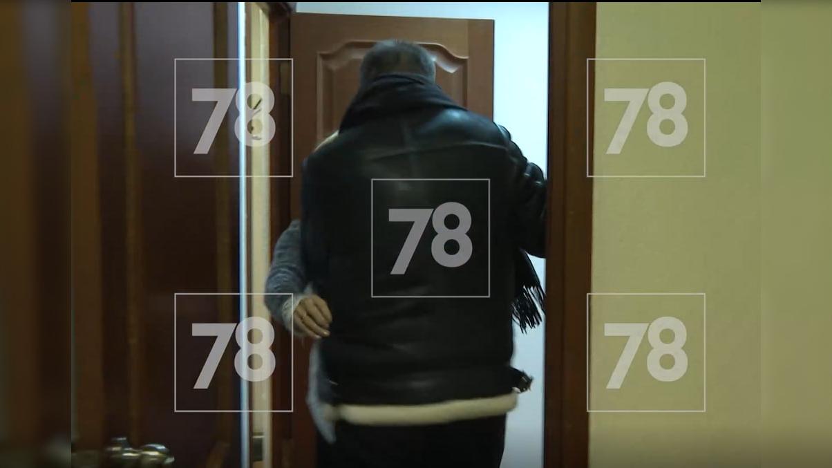 Сотрудница УК устроила перепалку из-за вопросов о компроблемах...